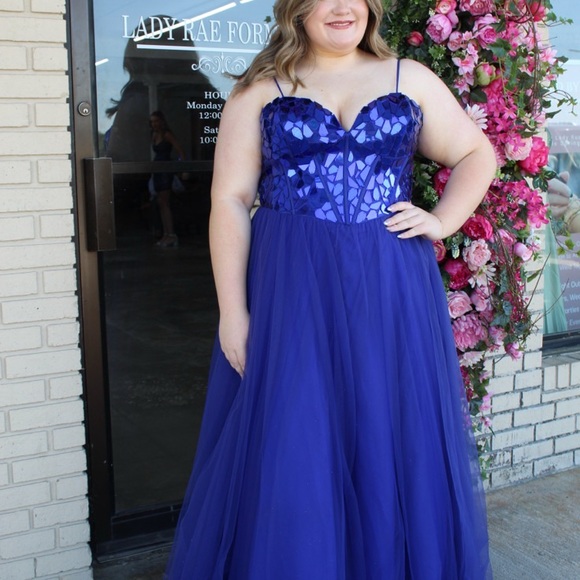 Dresses | Elegant Blue Prom Dress | Poshmark